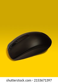 9,829 Yellow mouse for computer Images, Stock Photos & Vectors ...