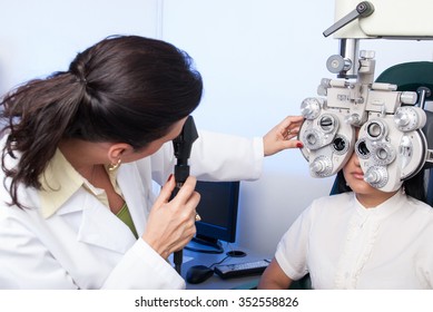 2,753 Optometry Machine Vision Images, Stock Photos & Vectors ...