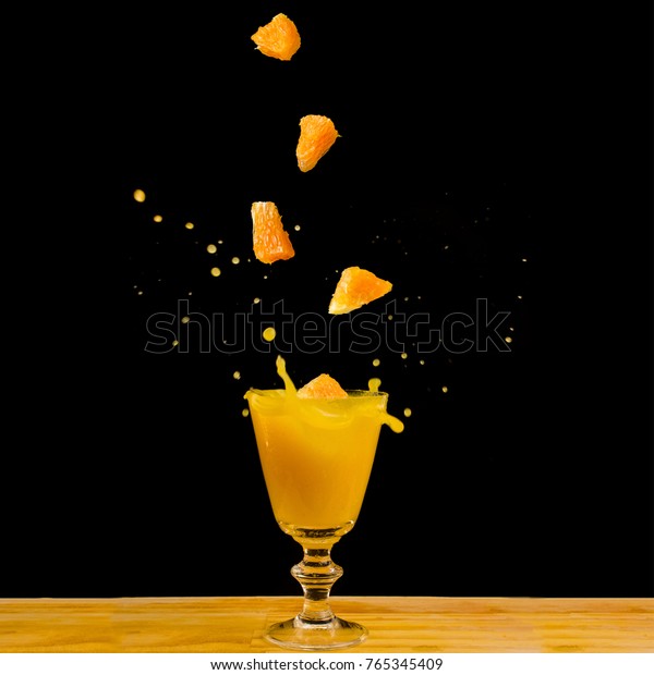 Orange Slices Falling Causing Splash Stock Photo 765345409 | Shutterstock