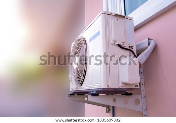 Outdoor split wall type air conditioner compressor unit A/C inverter ...