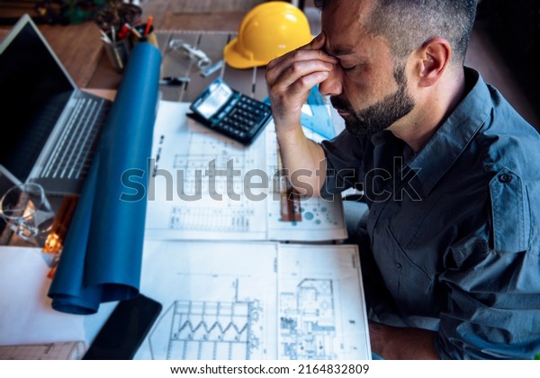 3,273 Frustrated Contractor Images, Stock Photos & Vectors | Shutterstock