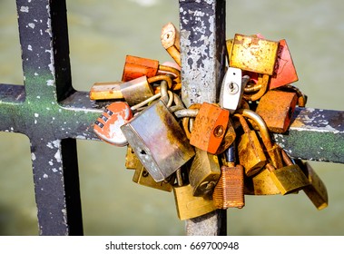 Padlock Gate Closeup Stock Photo 669700948 | Shutterstock