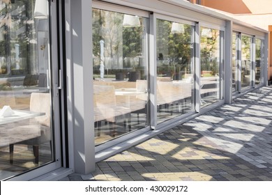 6,530 Glass Facade Cafe Images, Stock Photos & Vectors | Shutterstock