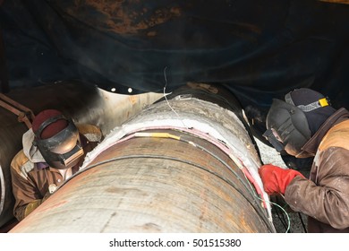 Parallel Welding Two Pipe Welders Simultaneously Stock Photo 501515380 ...
