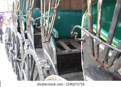 34 Man Pulling Rikshaw Images, Stock Photos & Vectors | Shutterstock