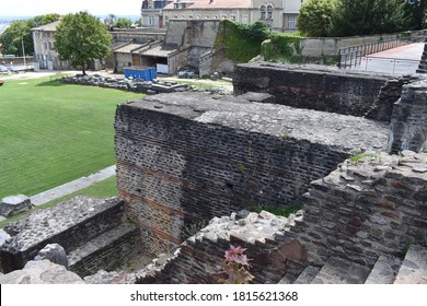 Vomitorium Images, Stock Photos & Vectors | Shutterstock