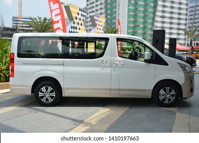 33 Hi Ace Car Images, Stock Photos & Vectors | Shutterstock