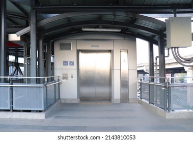 5,727 Metro elevator Stock Photos, Images & Photography | Shutterstock