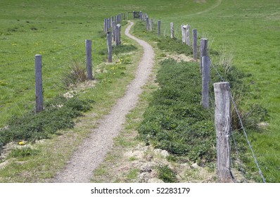 Path Through Meadows Stock Photo 52283179 | Shutterstock