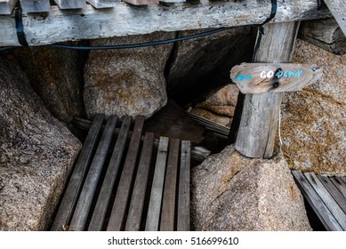 Pathway Through Rocks Direction Sing Go Stock Photo 516699610 ...