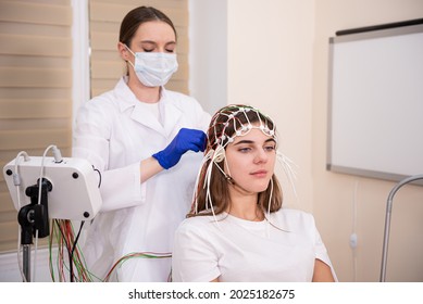 Patient Brain Testing Using Encephalography Medical Stock Photo ...