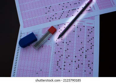 2,348 Practice exam papers Images, Stock Photos & Vectors | Shutterstock