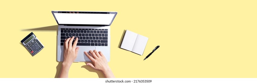 2,752 Using calculator top Images, Stock Photos & Vectors | Shutterstock