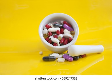 798 Pharmacist and compounding pharmacy Images, Stock Photos & Vectors ...