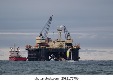Pipe Layer Platform Offshore Ship Work Stock Photo 2092173706 ...