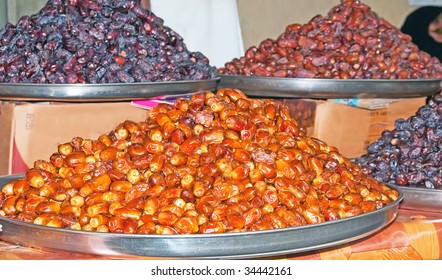 Platter Dates Stock Photo 34442161 | Shutterstock