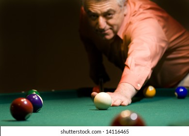 10,165 Men playing billiards Images, Stock Photos & Vectors | Shutterstock