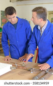 Student Teacher Carpentry Class Using Circular Stock Photo 670895044 ...