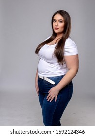 Plus Size Model Studio Side View Foto stock 1592096500 | Shutterstock