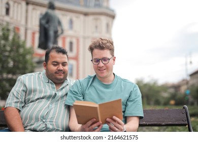 1,118 Fat man reading Images, Stock Photos & Vectors | Shutterstock