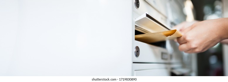 187 Inserting Envelope In Mailbox Stock Photos, Images & Photography ...