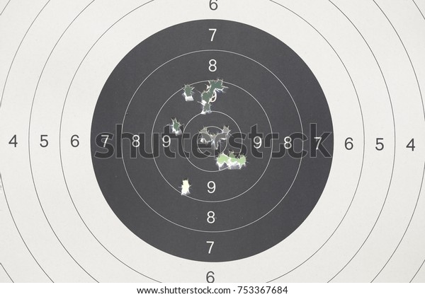 Practice Shooting Range Target Bullet Holes Foto stock 753367684 ...
