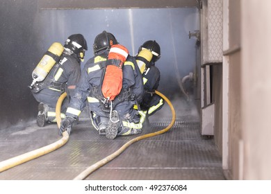 Practices Flashover Container Stock Photo 492376084 | Shutterstock