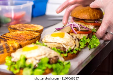 392 Assembling burger Images, Stock Photos & Vectors | Shutterstock