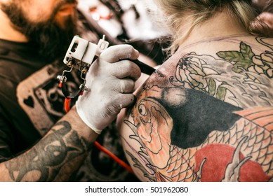 Process Creating Tattoo On Back Girl Stock Photo 501962080 | Shutterstock
