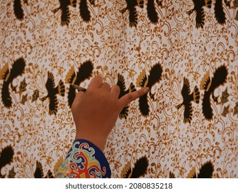 6,657 Batik process Images, Stock Photos & Vectors | Shutterstock