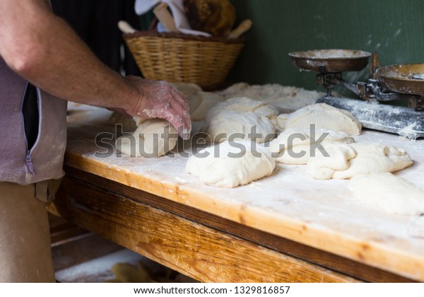 Process Making Bread Traditional Bakery Focus Stockfoto 1329816857 ...