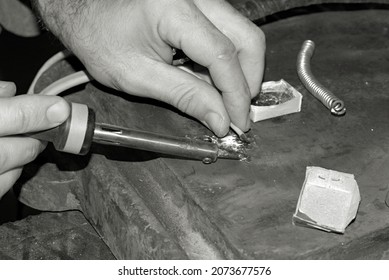 Process Soldering Copper Cable Stock Photo 2073677576 | Shutterstock