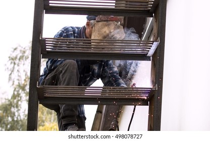 Process Welding Metal Ladder Elements Open Stock Photo 498078727 ...