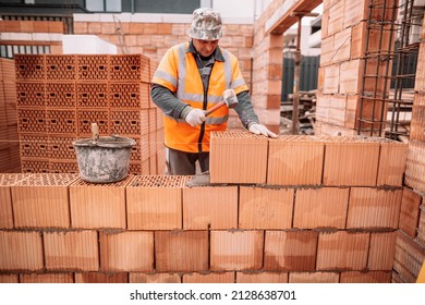 23,427 Bricklaying and plaster Images, Stock Photos & Vectors ...