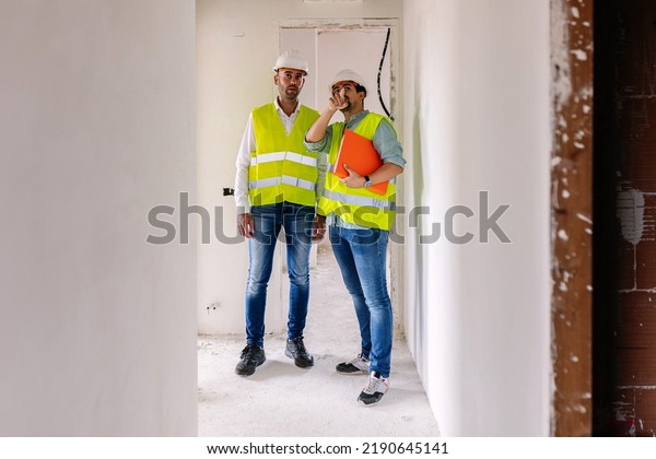 Professional Engineer Architect Workers Conversation Building Stock ...