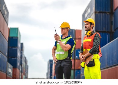 Professional Two Engineer Container Cargo Foreman库存照片1873908598 ...