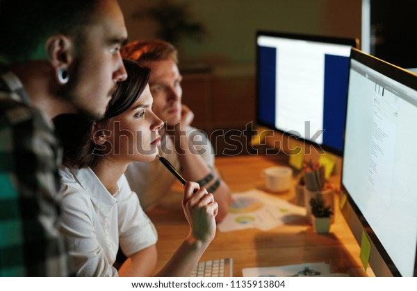 Programmers Working On Software Office Team Stock-foto 1135913804 ...