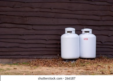 Propane tank fire : 3 641 images, photos et images vectorielles de ...