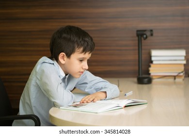 Pupil Elementary School Does Homework Stock Photo 345814028 | Shutterstock