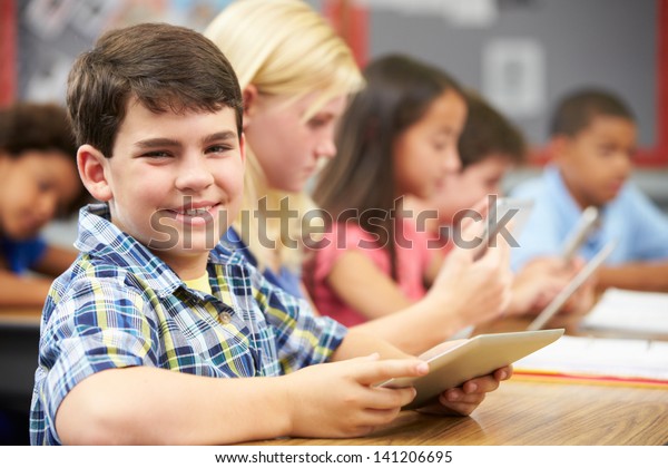 Pupils Class Using Digital Tablet Stock Photo 141206695 | Shutterstock