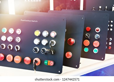 Push Button Switch On Store Exhibition Foto stock 1247442571 | Shutterstock
