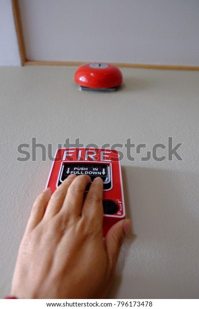 Push Pull Down Fire Alarm Manual Stock Photo 796173478 | Shutterstock