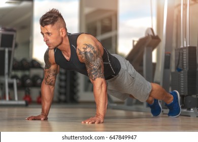 Pushups Stock Photo 647849947 | Shutterstock