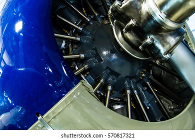 3,329 Piston Engine Propeller Images, Stock Photos & Vectors | Shutterstock