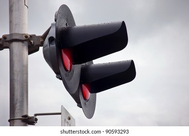4,162 Railway crossing with gates Images, Stock Photos & Vectors ...