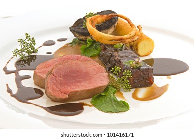 10,261 Beef fine dining Images, Stock Photos & Vectors | Shutterstock
