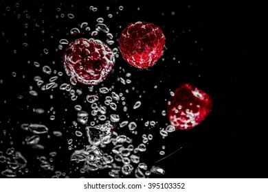 116,705 Raspberry black background Images, Stock Photos & Vectors ...