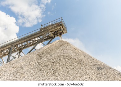 Raw Limestone Stock Photo 689466502 | Shutterstock