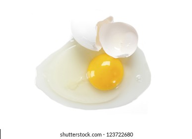 18,582 Cracked Egg Isolated Stock Photos, Images & Photography ...