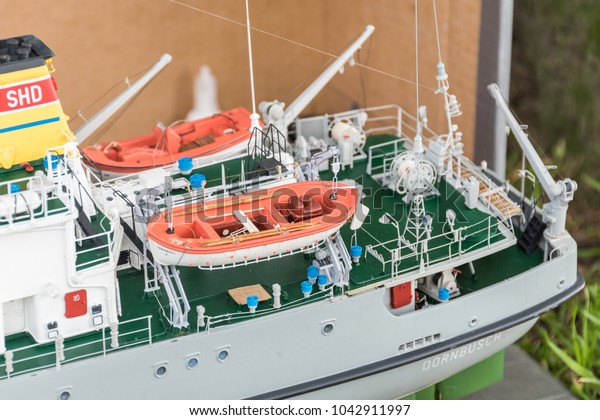 「Rc Scale Model Ship Competitions World」の写真素材（今すぐ編集） 1042911997
